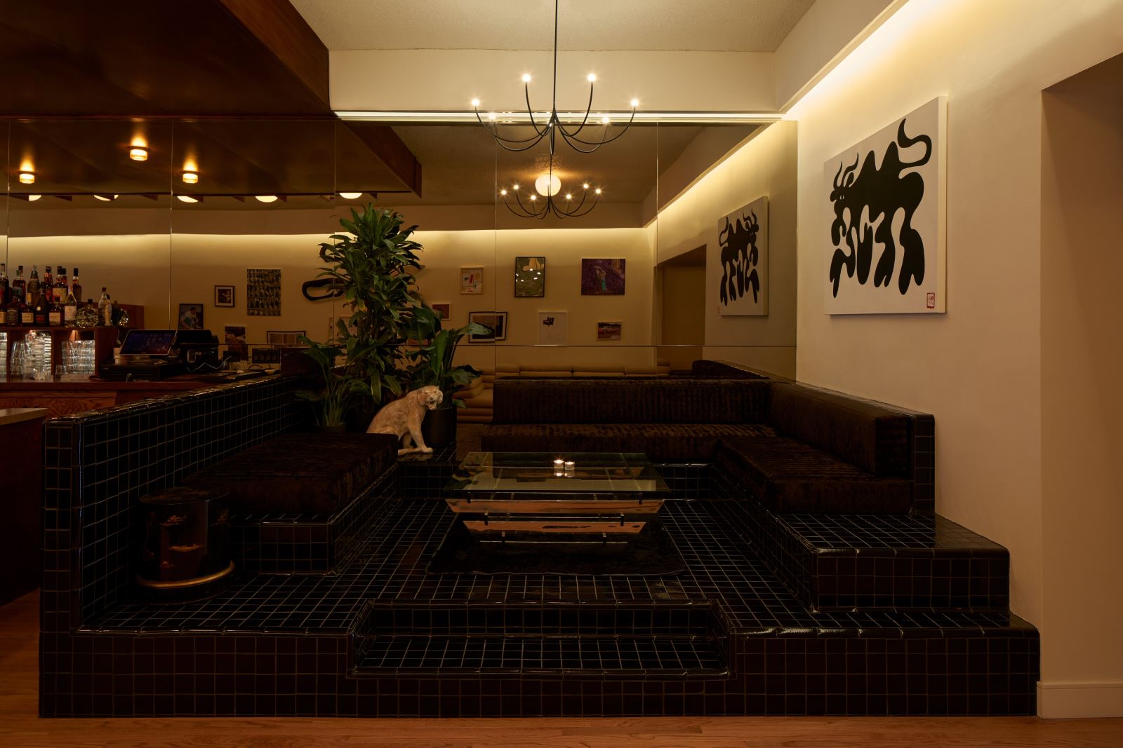 Studio Kiff signe le bar Apt. 200 à West Hollywood - Index-Design.ca